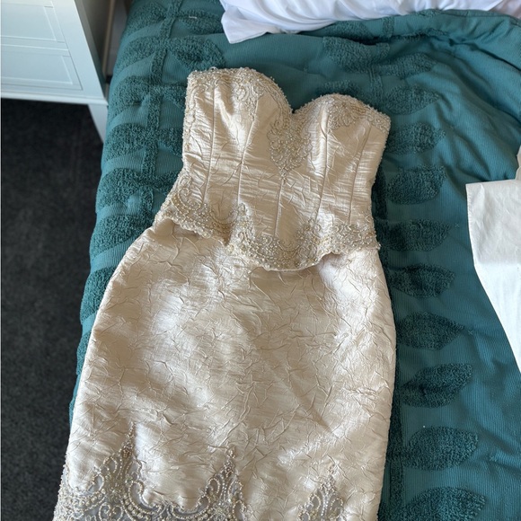 Demetrios | Dresses | Elegant Cream Demetrios Strapless Corset Basque ...